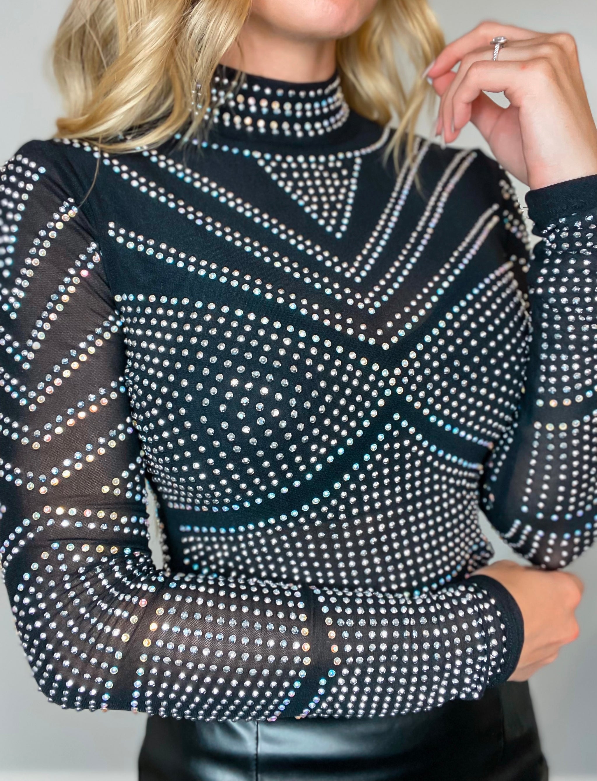 𝐁𝐨𝐝𝐲𝐬𝐮𝐢𝐭𝐬 – Punchy Blonde LLC